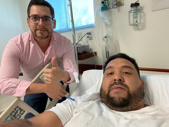 Case 6 - Dr. Martin Orduno - Before and After Gallery